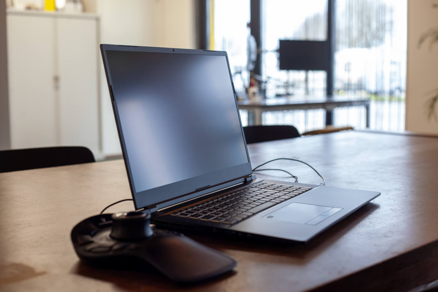 Clevo PC70HS 17,3-inch Video Editor | Laptopwithlinux.com