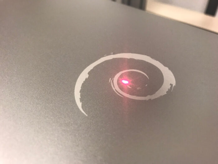 Buy laptops without logo and branding? | Laptopwithlinux.com